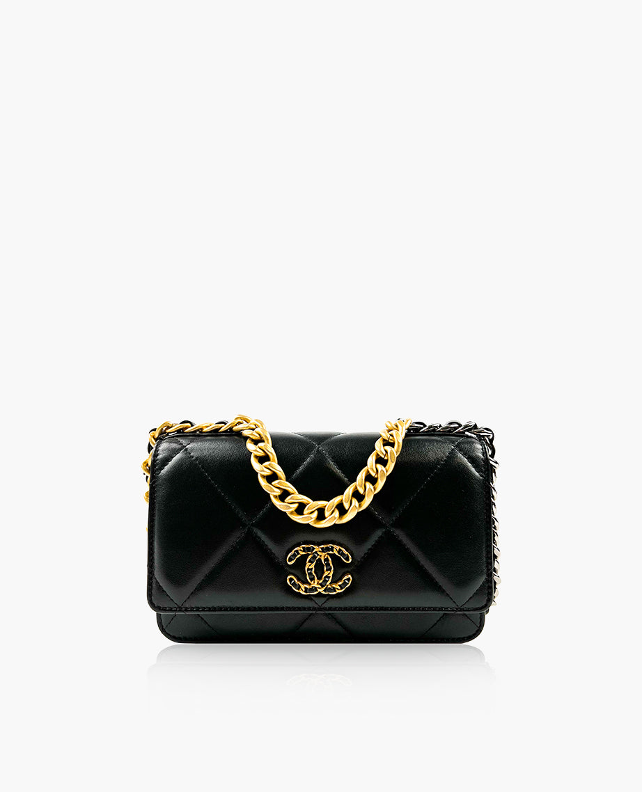 Chanel 19 WOC Black Lambskin – Luxury Helsinki
