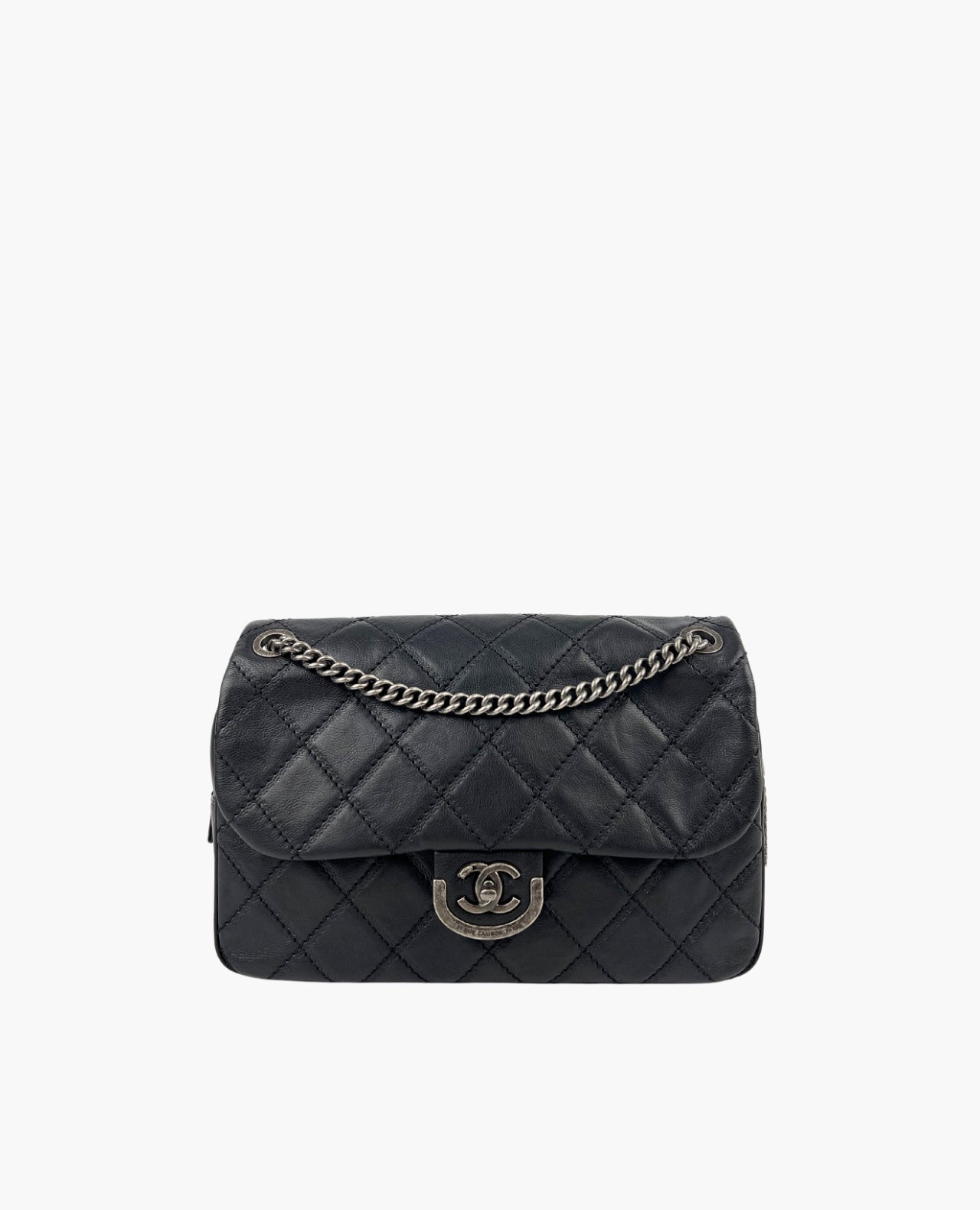 Chanel Quilted Calfskin Coco Sporran Jumbo Flap Bag Black – Luxury Helsinki